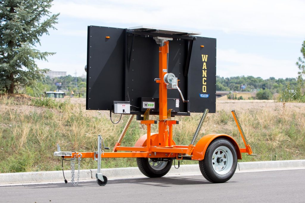 gallery-prod-arrowbd-trailer-vertical-travl - Wanco Inc.